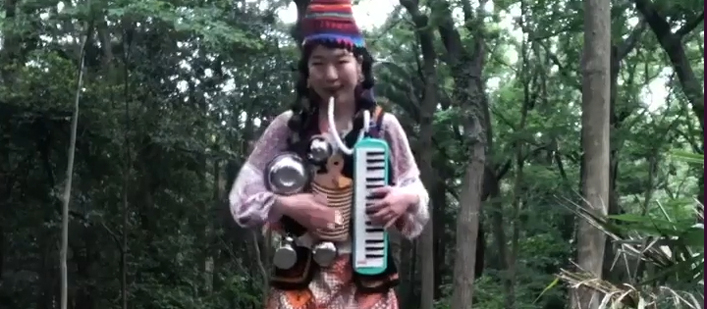 Watch this crazy cool cover of "Tequila"!!! - Pee-wee's blog